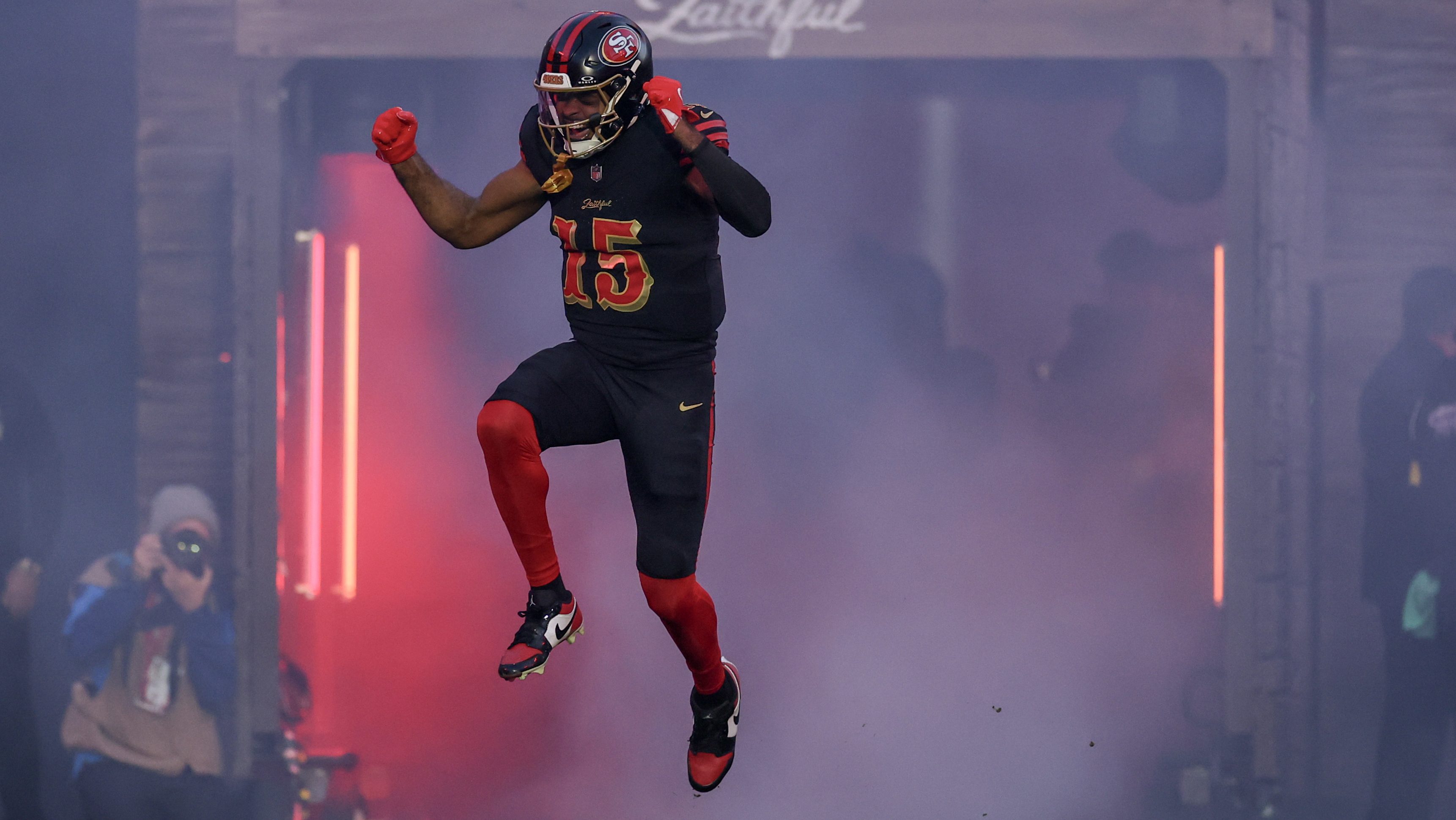 El jugador estrella de los 49ers, con 9 touchdowns, es nombrado el ...