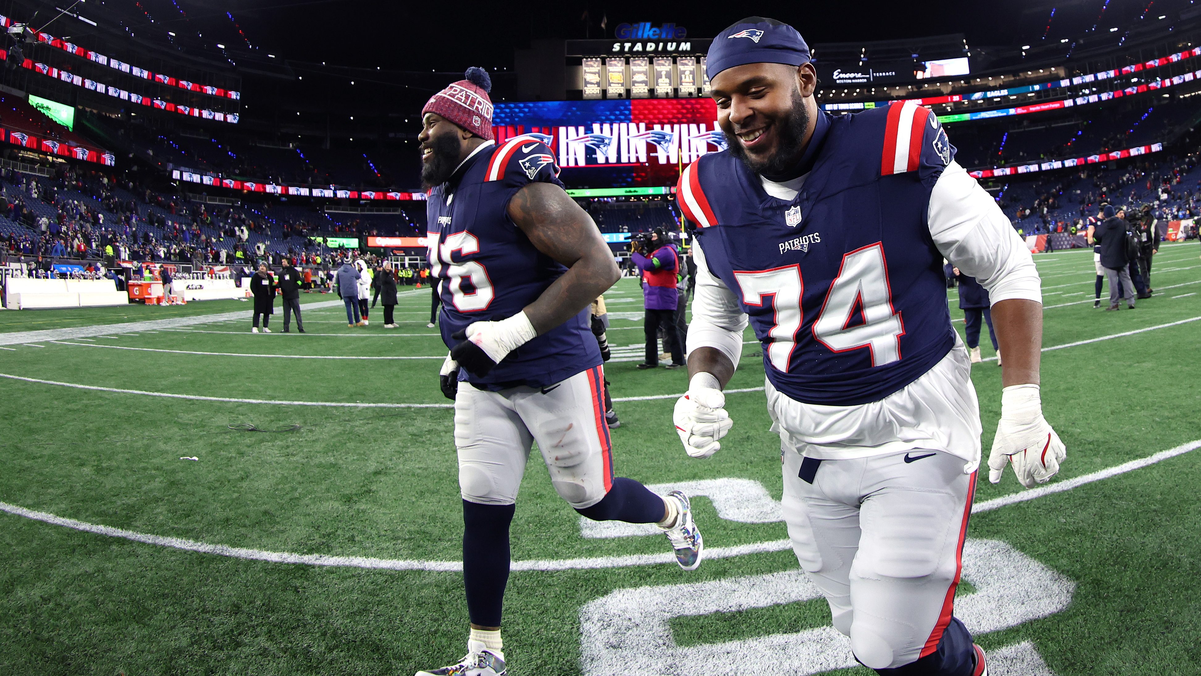 La búsqueda de los Patriots para renovar el contrato de un liniero ...