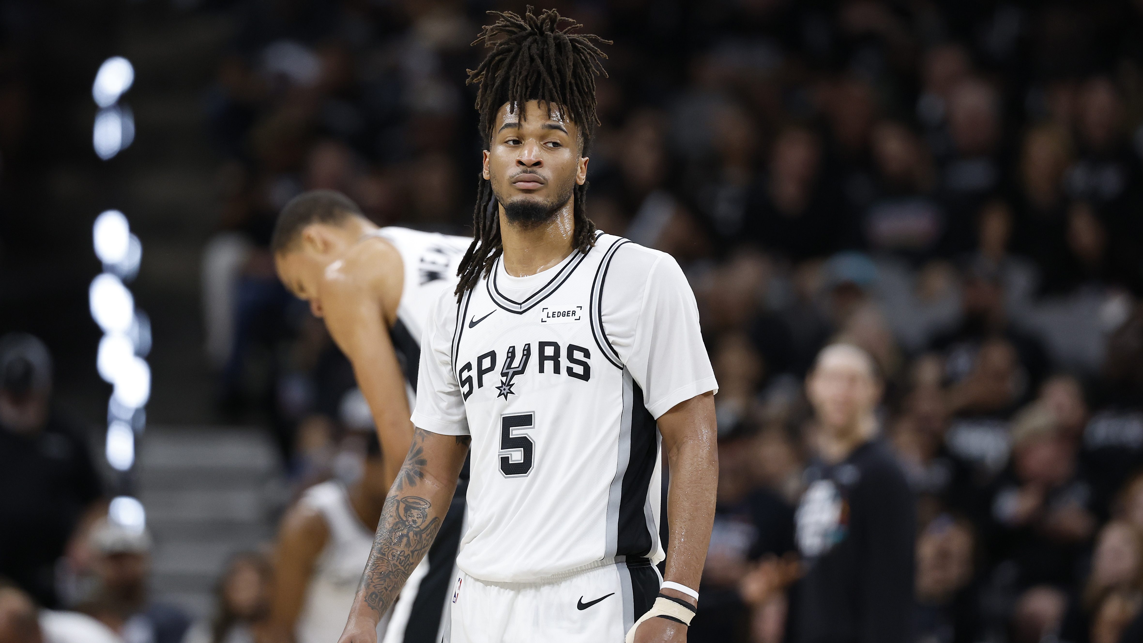 La estrella de los Spurs critica a los árbitros tras la derrota en el ...