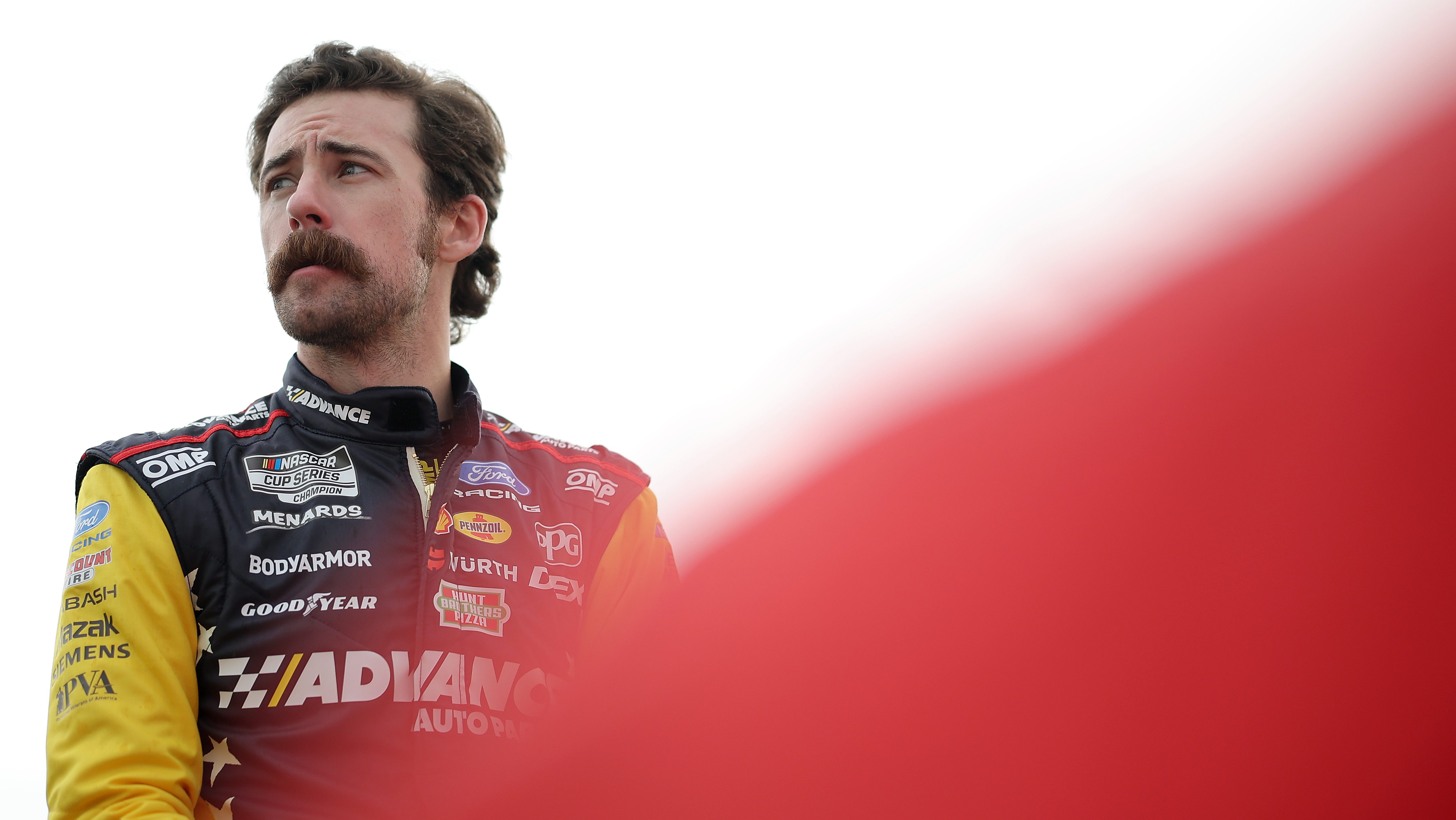 'Avísame si están bien': Ryan Blaney tras el accidente en Nashville