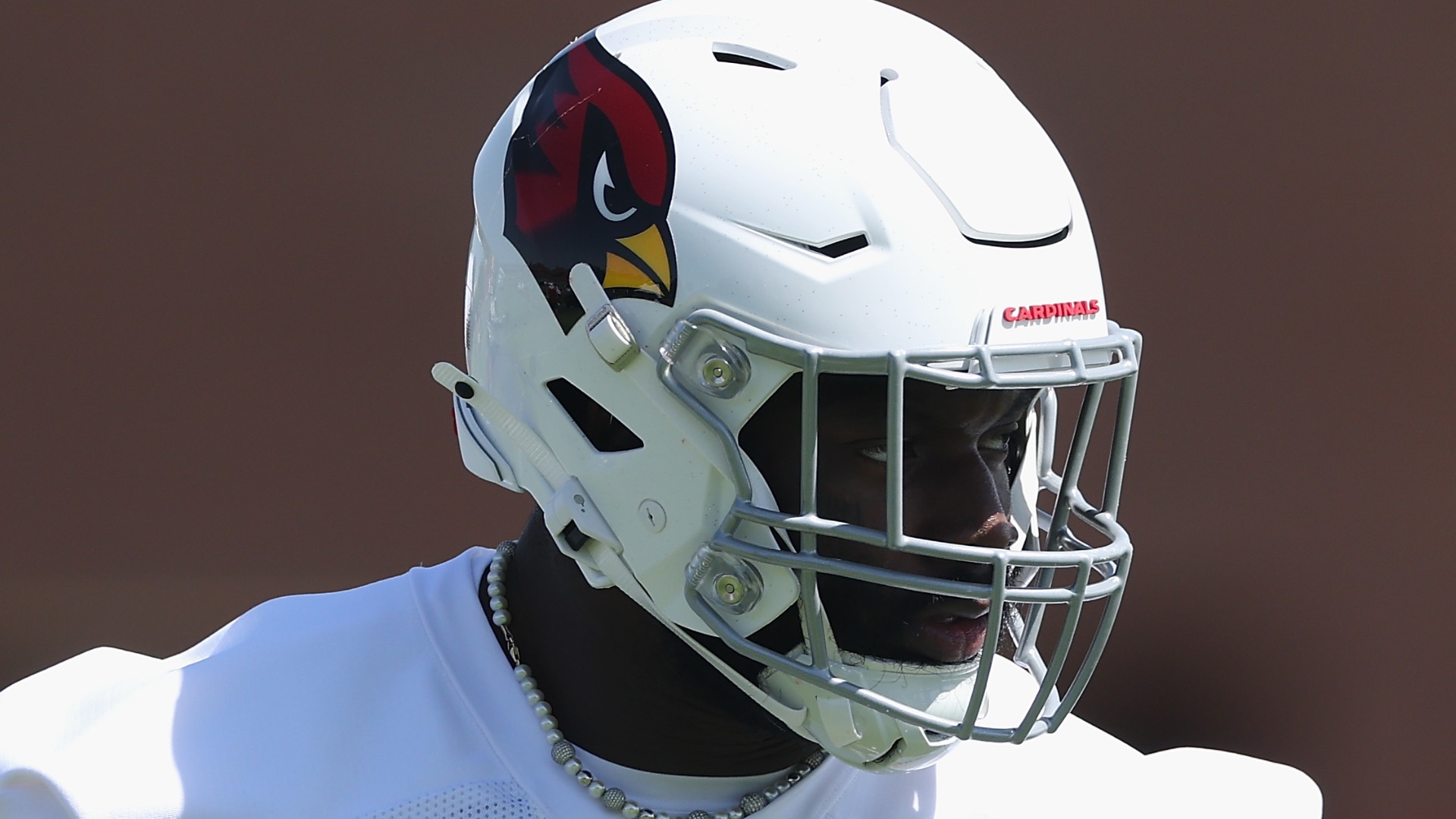 Los 49ers hacen una declaración contundente que involucra a Josh Sweat ...